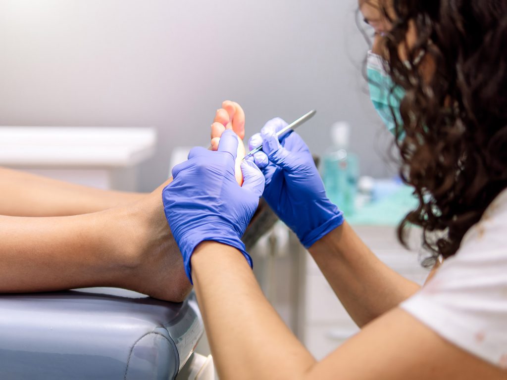 Apex Podiatry: Mobile Podiatry, Buckinghamshire, Hillingdon.